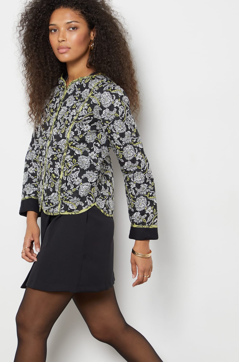 Veste Matelassée à Motif Louly Imp Fd Noir Etam